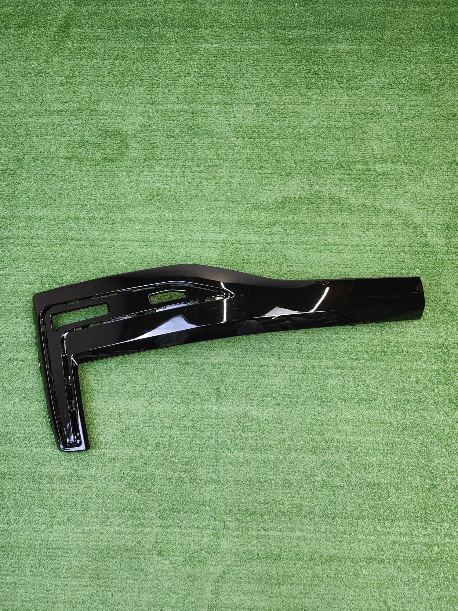 JAC Молдинг переднего бампера левый JAC JS4 2803103U3480