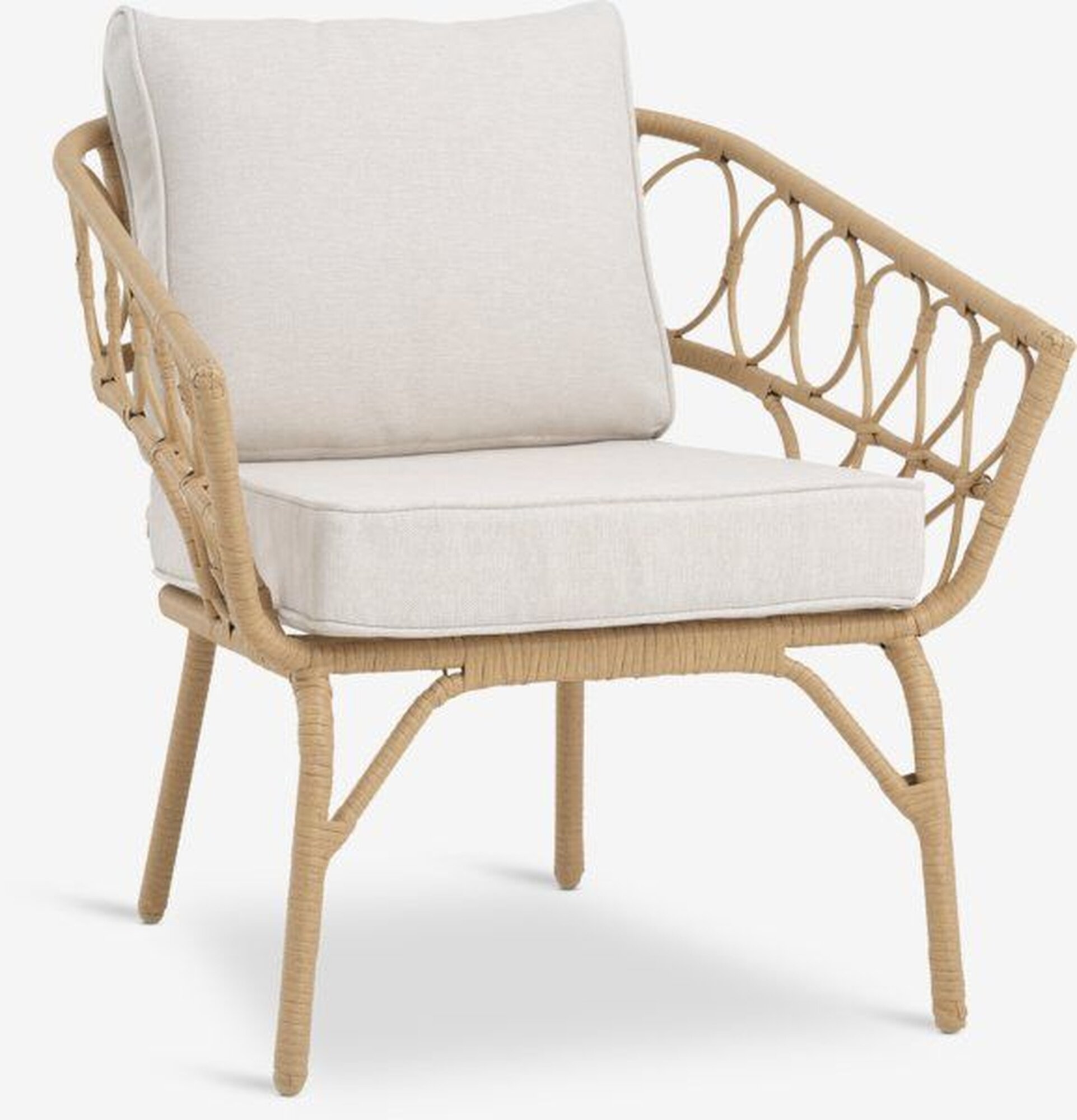 Кресло из стали и полиротанга с подушками Jysk JENNUM, цвет бежевый 74 x 75 x 75 см.