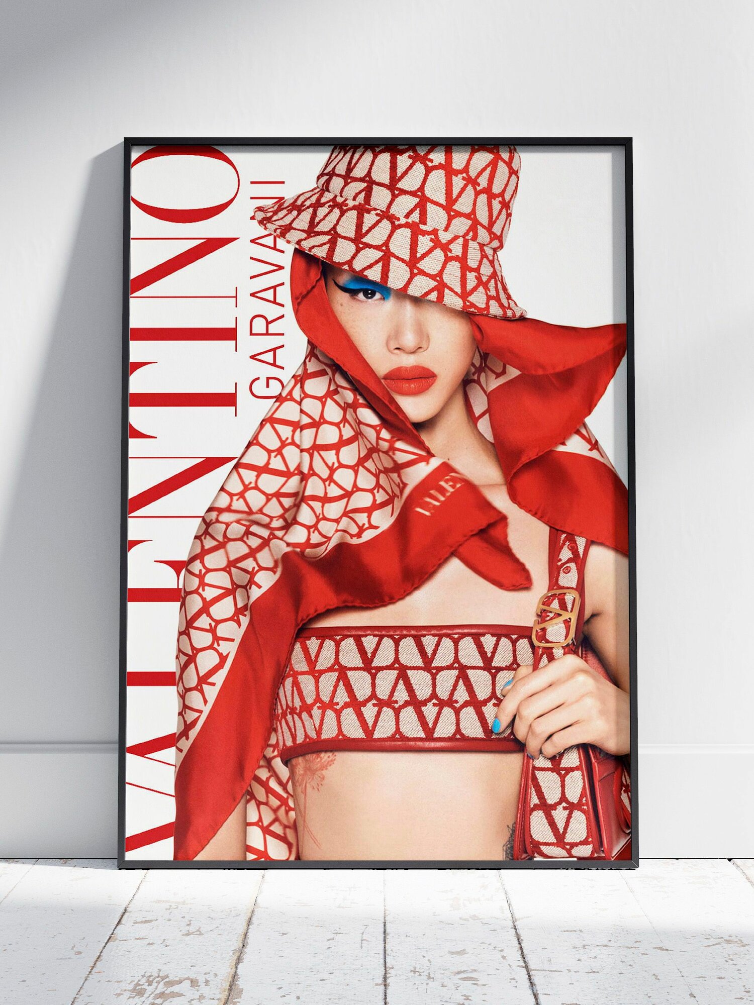 Плакат на стену для интерьера Валентино (Valentino 5) - Постер по модели, бренду и моде формата A4 (21x30 см)