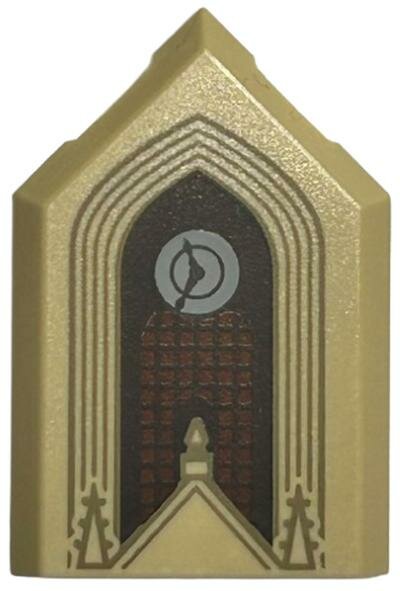 Деталь Lego 22385pb308 Tile, Modified 2 x 3 Pentagonal with Dark Tan Arches and Spires, Light Bluish Gray Clock, Reddish Brown Window with Dark Brown Lattice Pattern