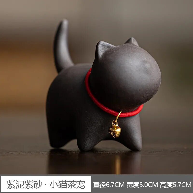 Фигурки кошки из фиолетовой глины Purple sand