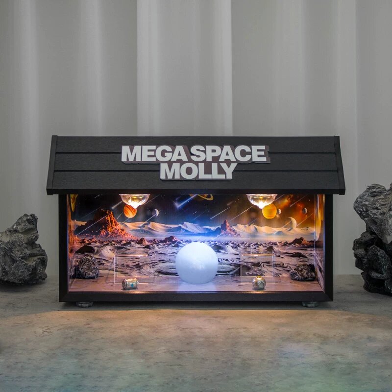 MEGA SPACE MOLLY 4-е поколение Деревянная сцена дома стиля B - Черный с крышей