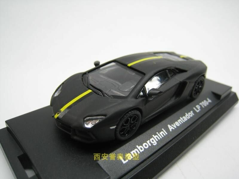 Модель автомобиля Lamborghini LP700-4 в масштабе 1:64 от Kyosho