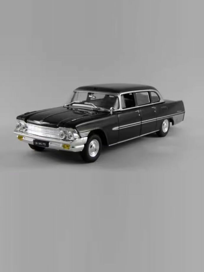 Легкосплавная модель автомобиля/1:43/ZIL 111G