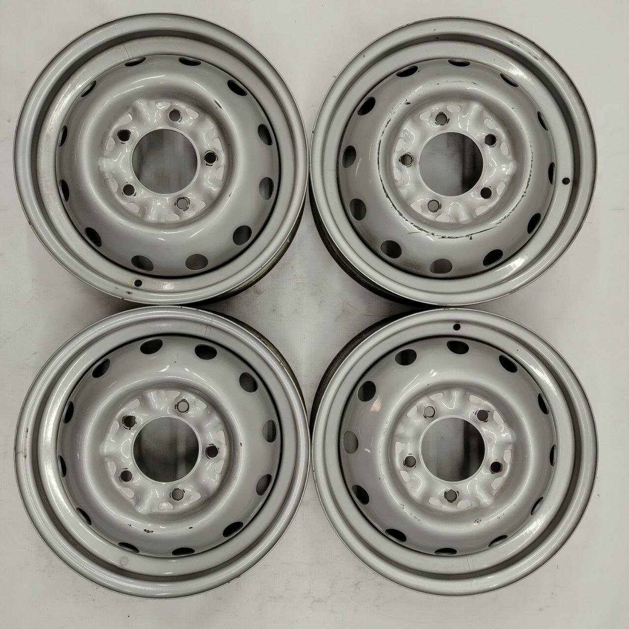 Колесные диски Штампованные 16x5 PCD 5x139.7 D98.1 ET58 (Реплика)
