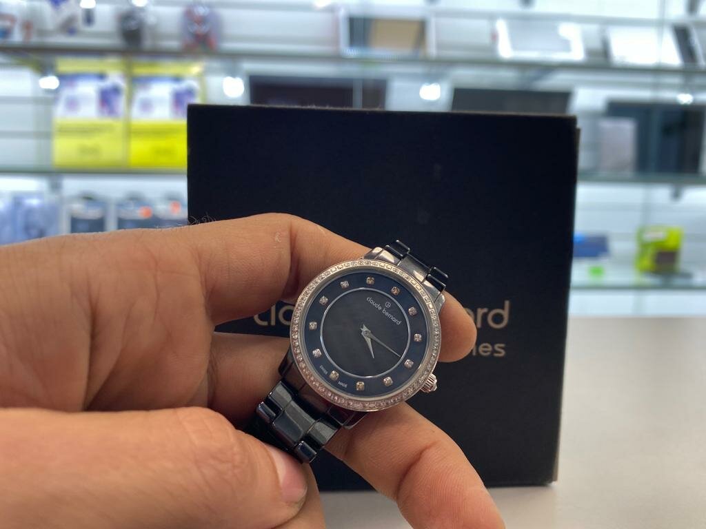 Claude Bernard 20203