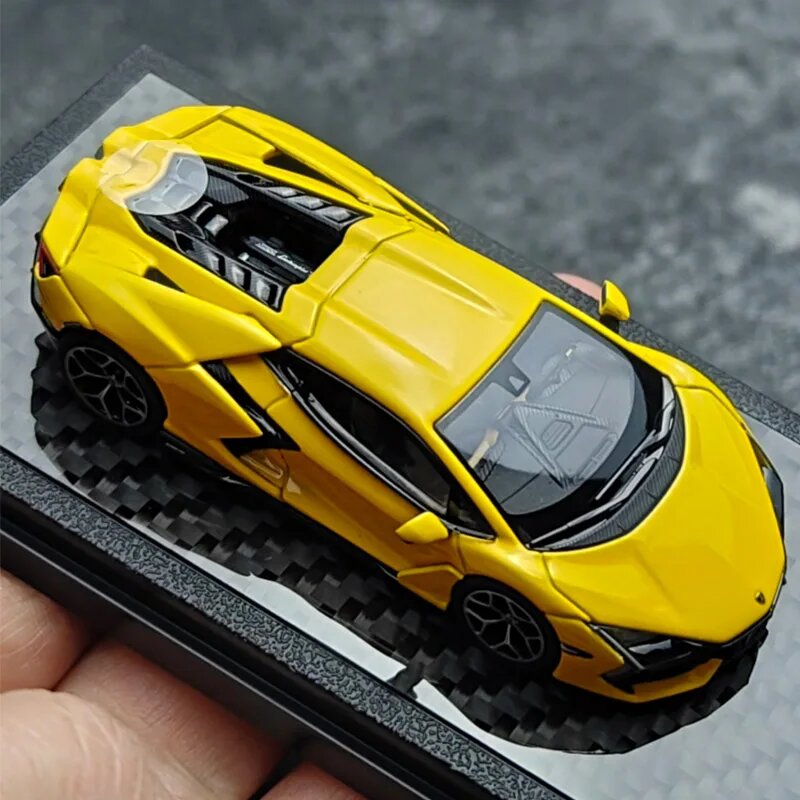 ЖК-дисплей в масштабе 1:64 Revuelto Hardtop Supercar, литая под давлением модель автомобиля из сплава, статический дисплей, коллекция праздничных подарков
