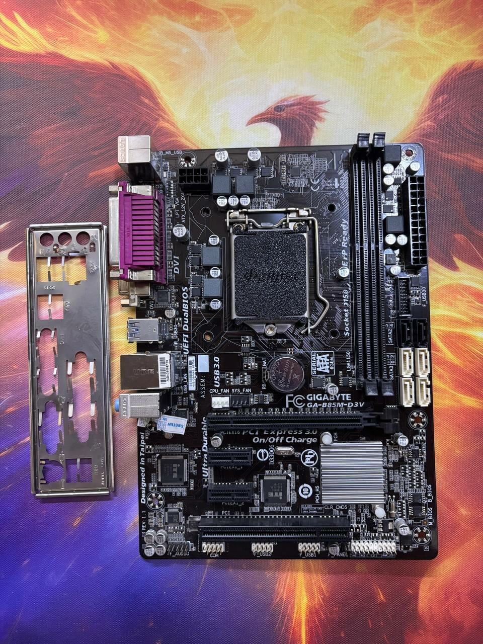 Материнская плата GIGABYTE GA-B85M-D3V Socket 1150