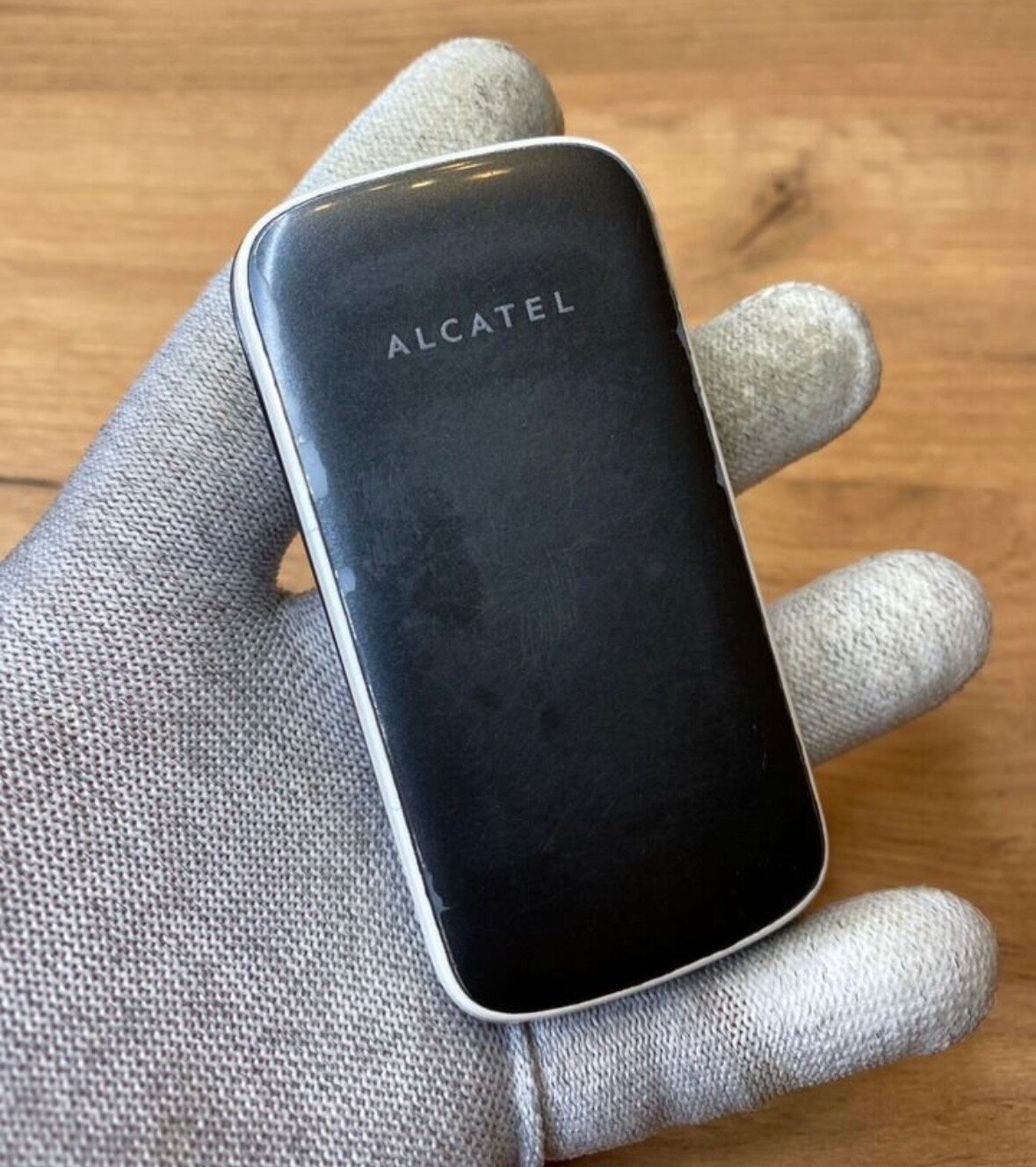Alcatel One Touch 1030D — фото 1