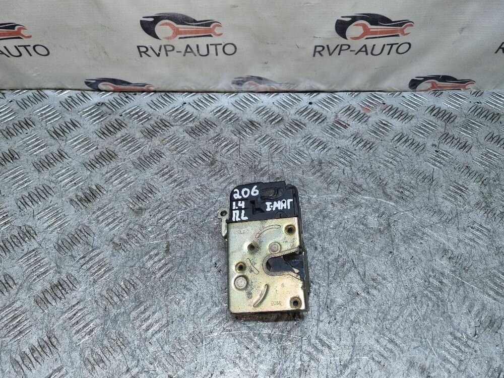 Замок двери передний левый Peugeot 206 1998-2012