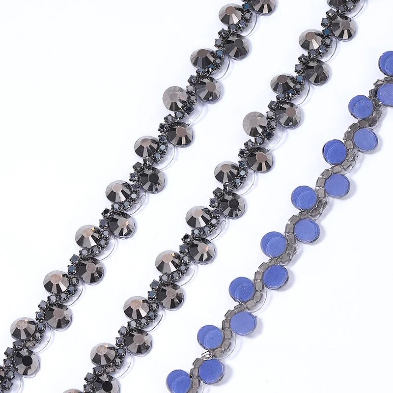 Стеклянная цепочка со стразами Ducrystal, цвет jet hematite
