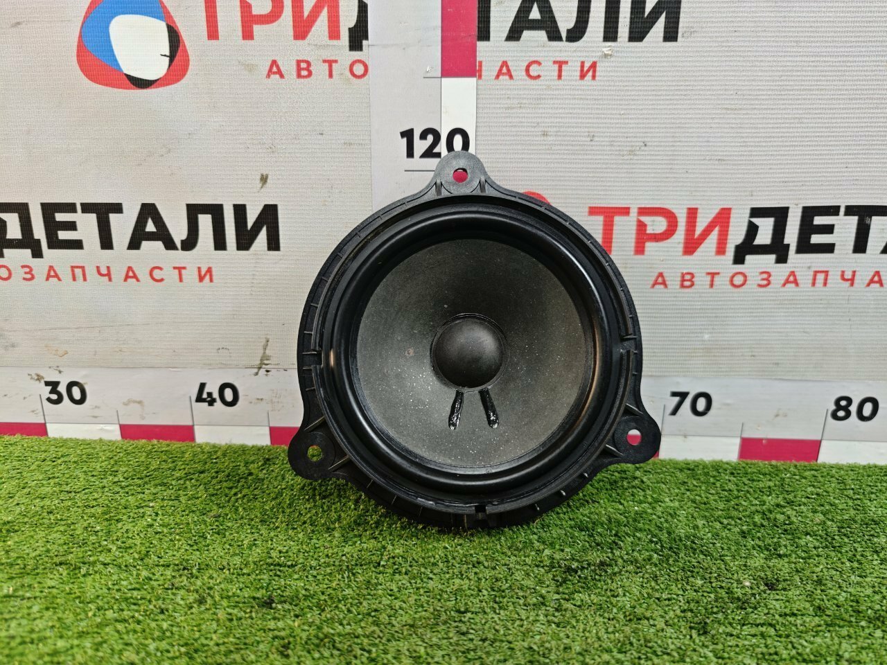 Динамик Renault Duster 1.4 H5H 2021 перед. (б/у)