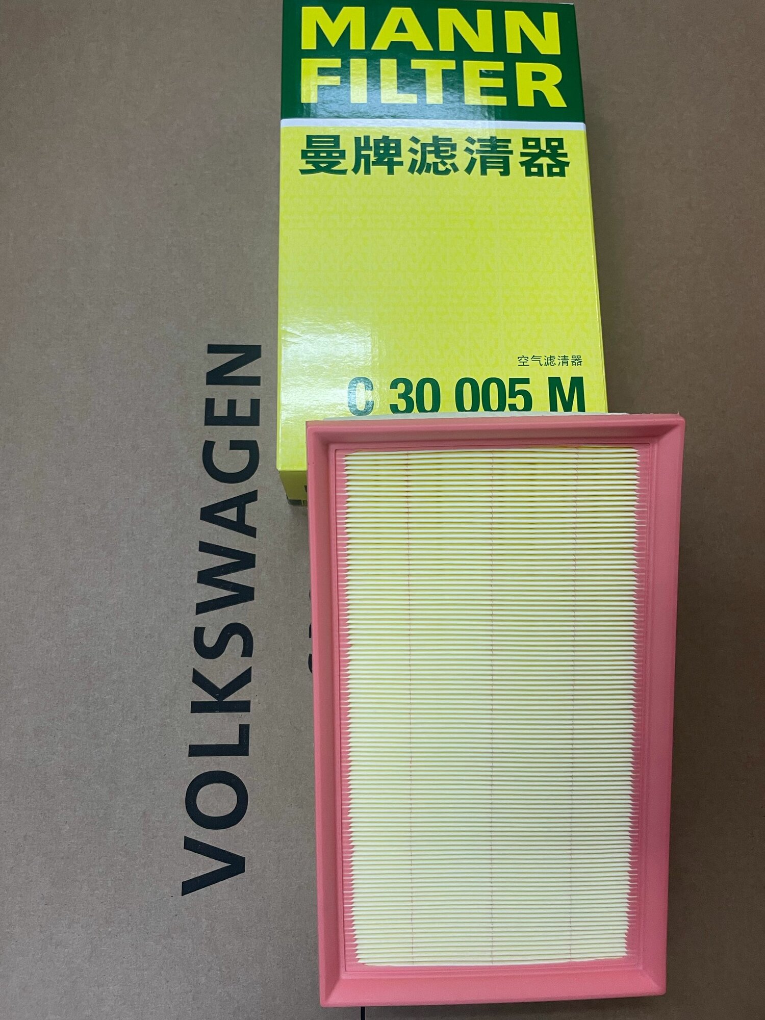 Фильтр воздушный Mann Filter C30005M для AUDI A3 8V/ SKODA OCTAVIA (2013>)