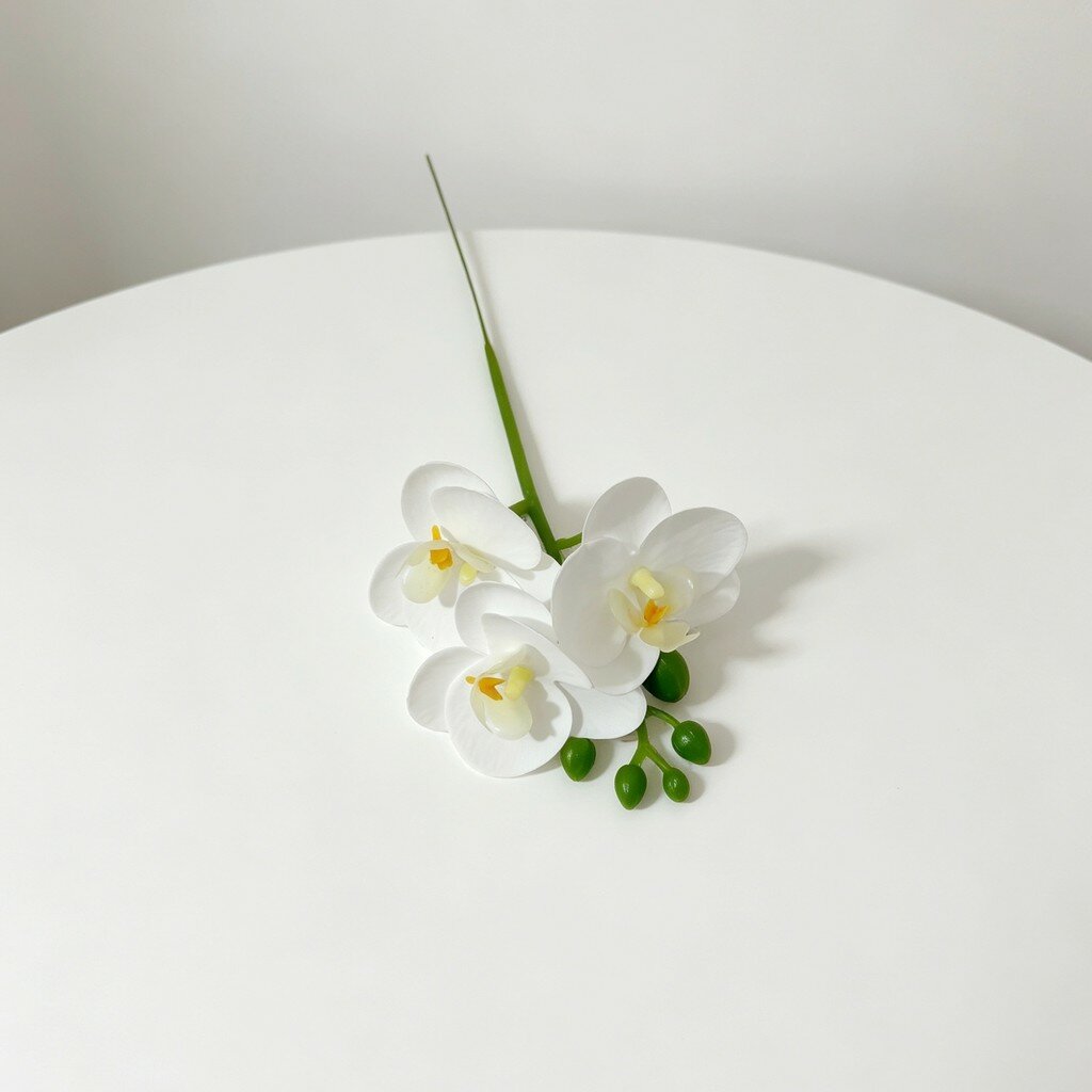 Butterfly orchid flower with lightweight plastic and soft gel for wedding photography and gift displays white