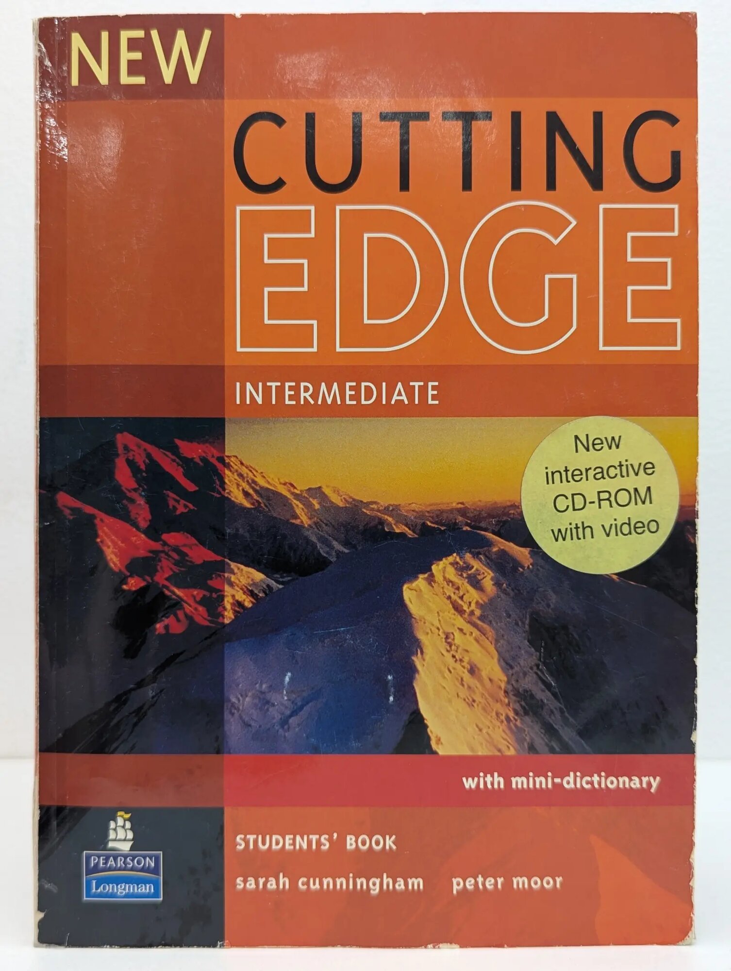 New Cutting Edge Intermediate Students Book Каннингем Сара, Мур Питер 2009