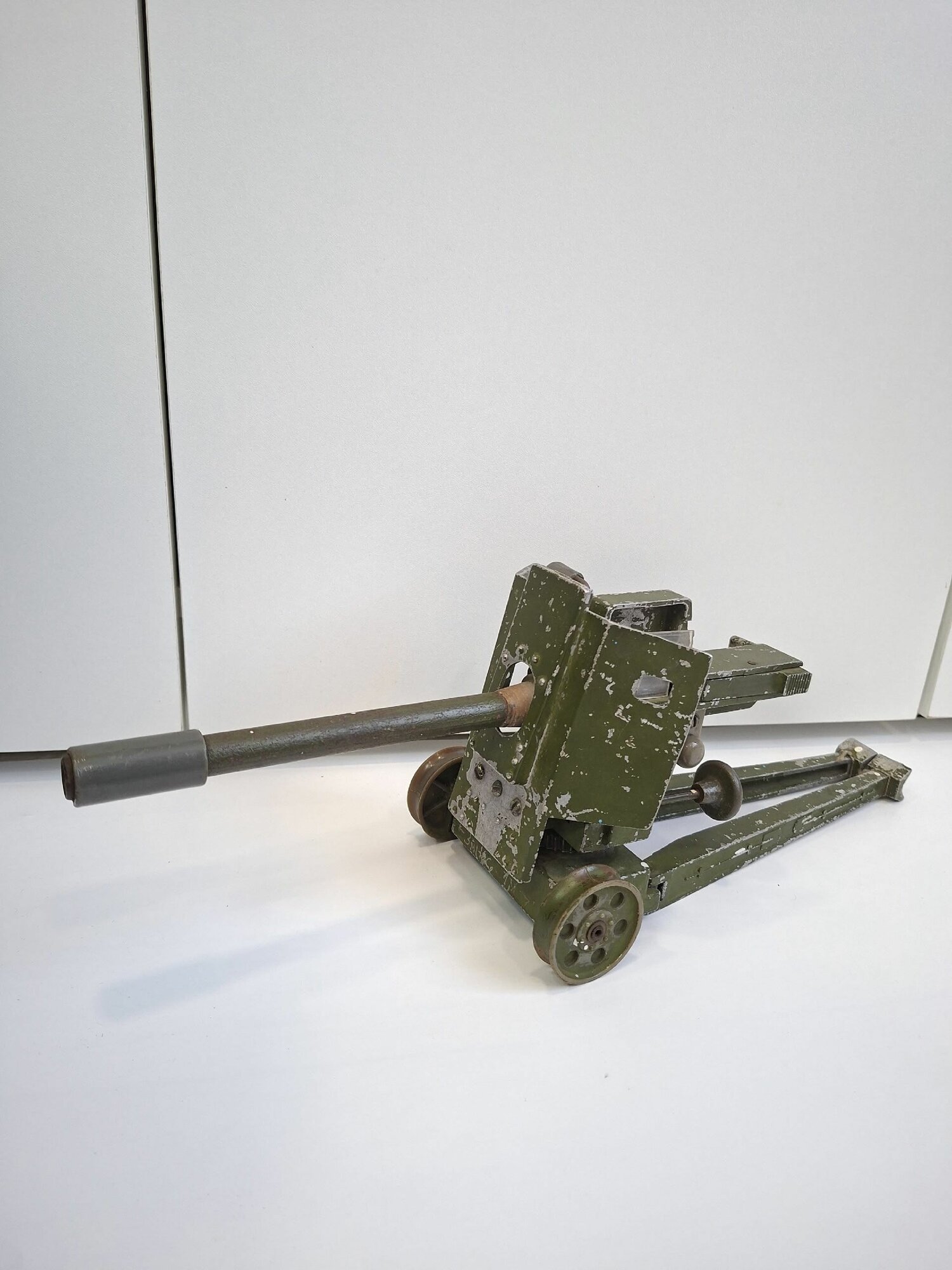 Модель военной техники, пушка, СССР! Винтаж! Редкая!