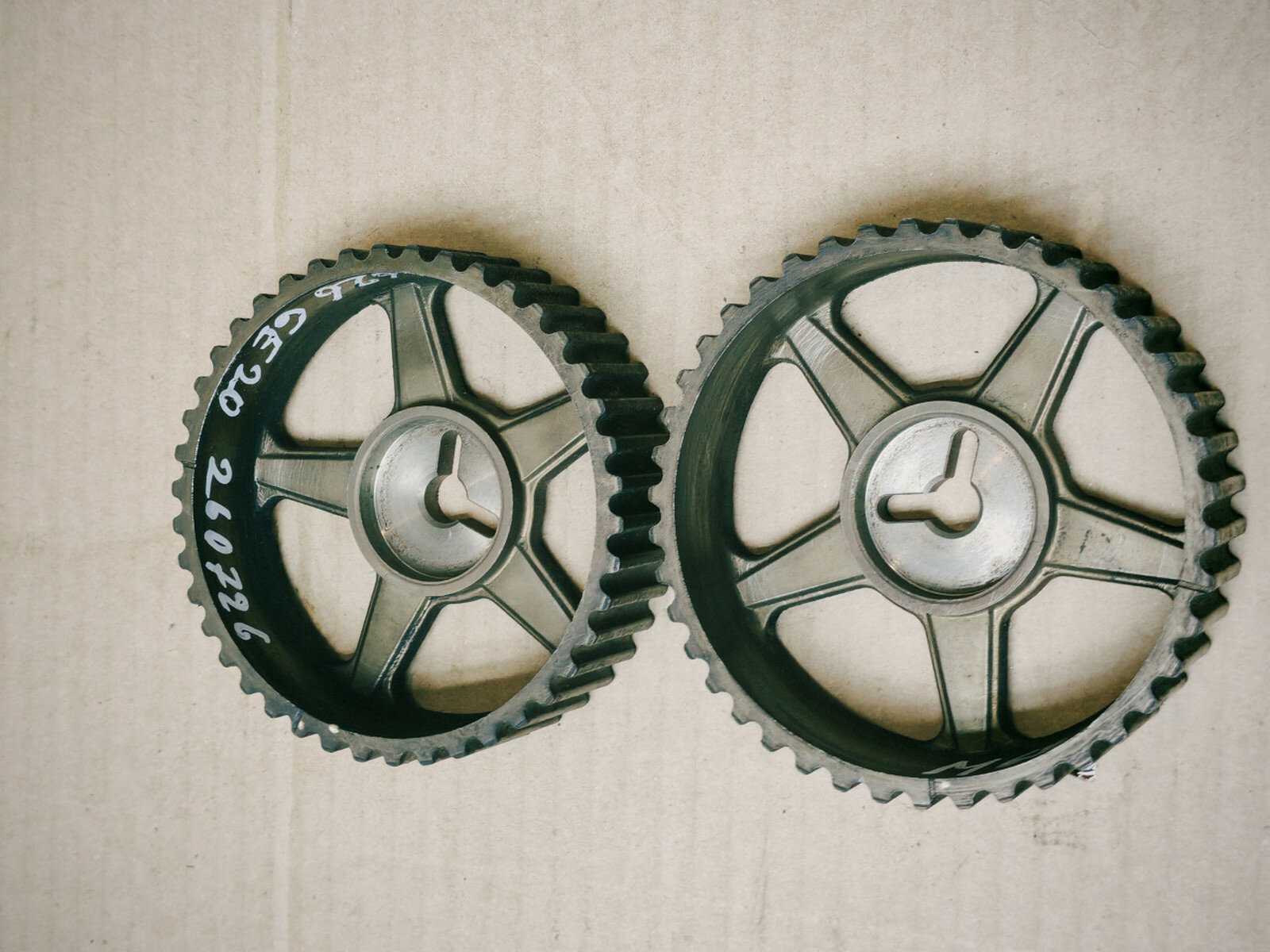 Шкив распредвала Mazda 626 GE 1.8 FP