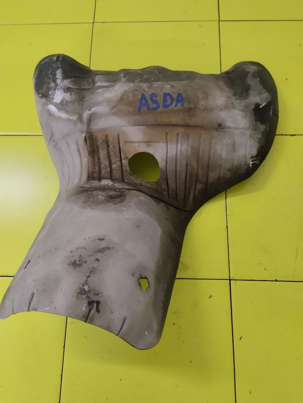 Защита выпускного коллектора Ford ASDA Б/У с пробегом