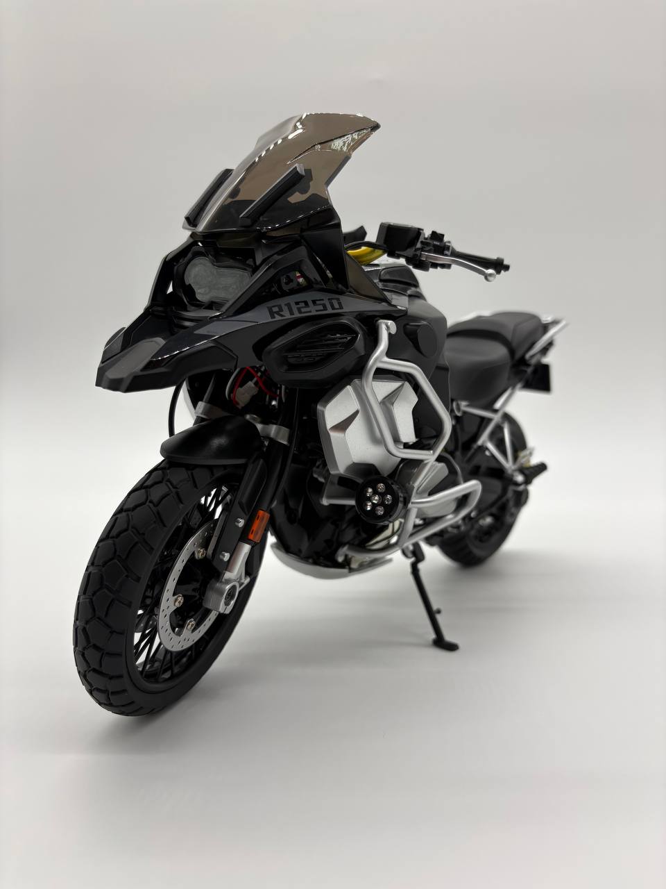 Модель мотоцикла BMW R1250 , сувенир, подарочный набор