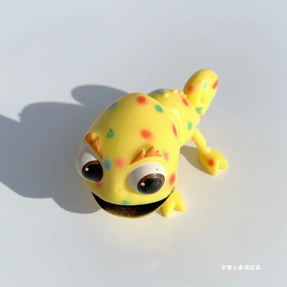 Фигурки Bullyland Рапунцель, Вампир, Хамелеон