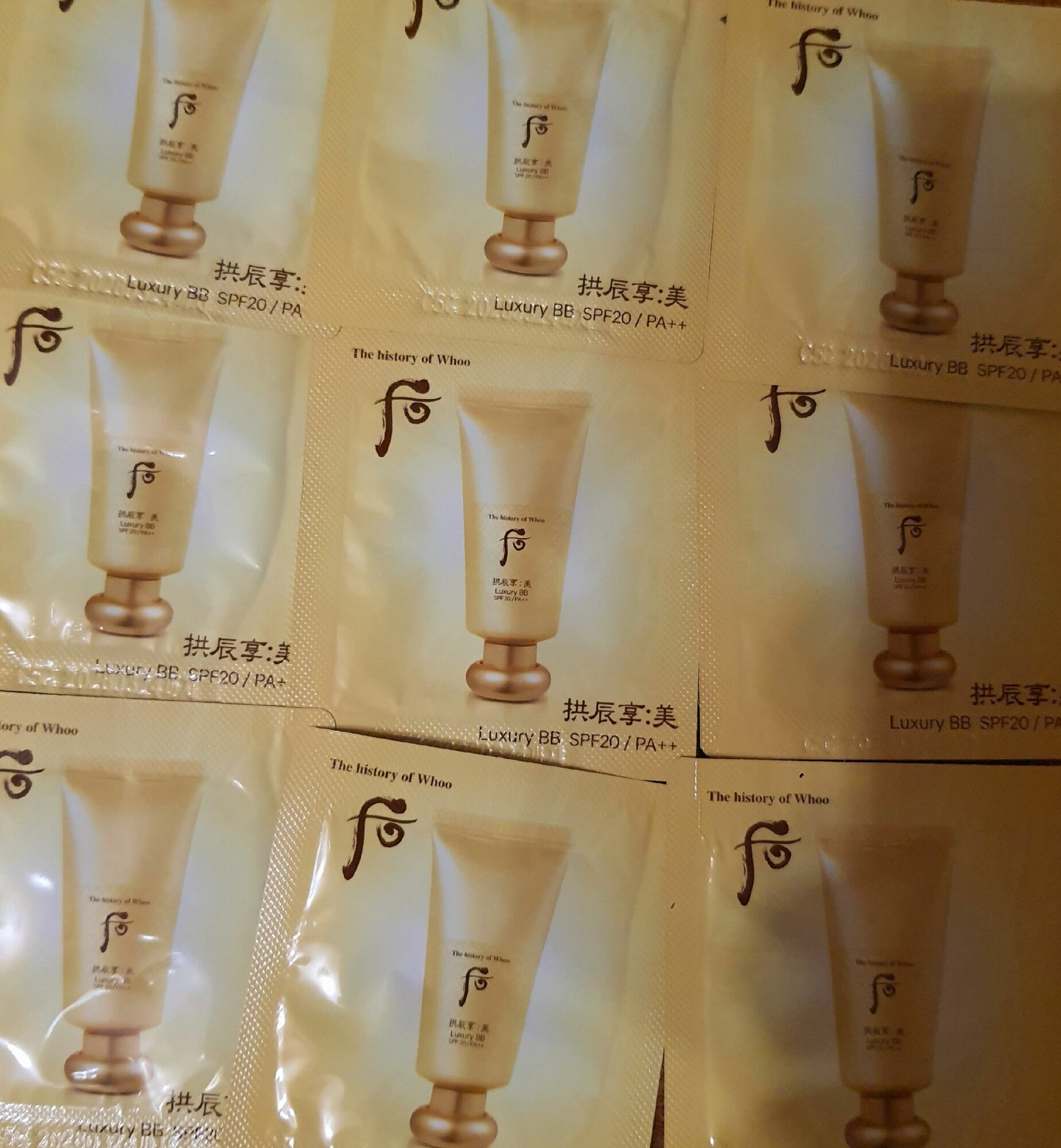 The History of Whoo BB крем Gongjinhyang: Mi Luxury BB SPF 20/PA++ 10шт по 1мл