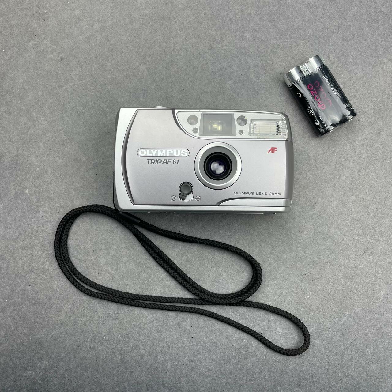 Винтажный пленочный фотоаппарат Olympus TRIP AF 61