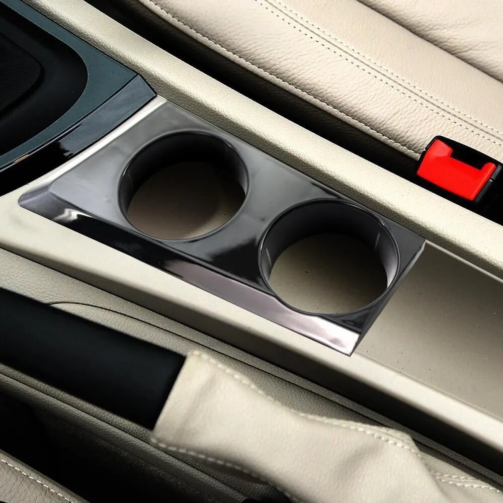 Подстаканник для BMW 1 серии E87 04-11: высококачественный материал, точное соответствие