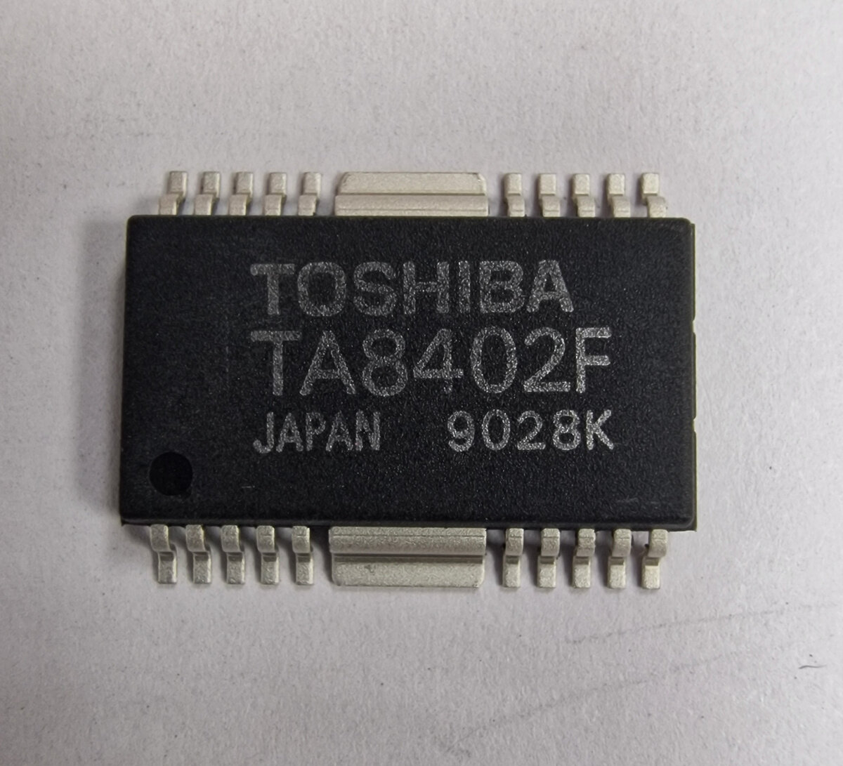Микросхема TA8402F