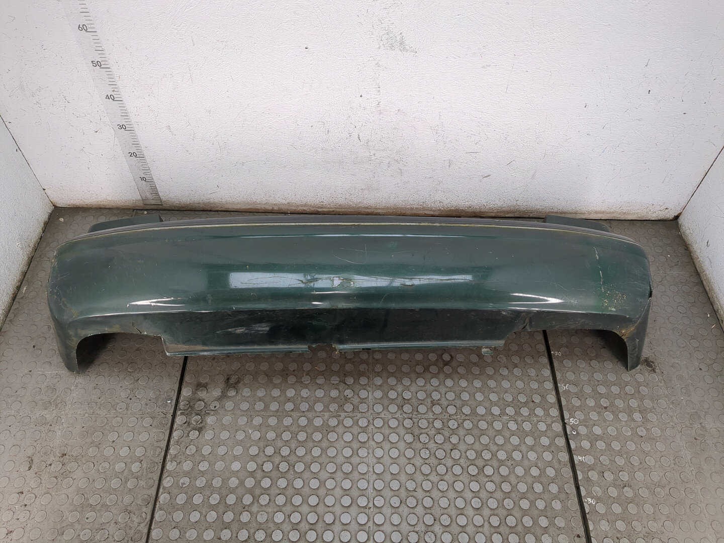 Бампер задний Toyota Camry Б/У