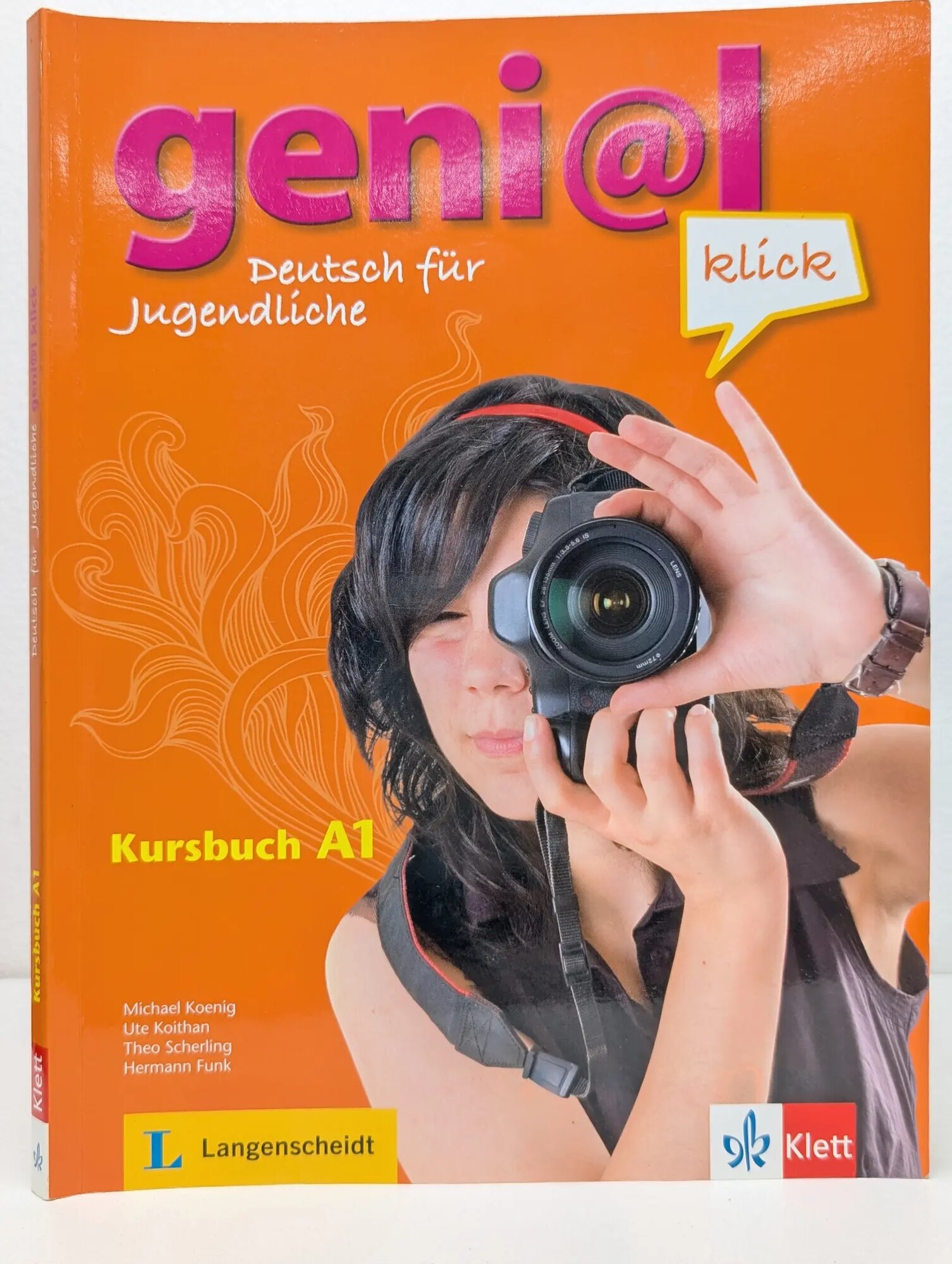 Genial klick. Deutsch fur Jugendliche. Kursbuch A1 Koenig Michael, Koithan Ute, Frohlich Birgitta 2011