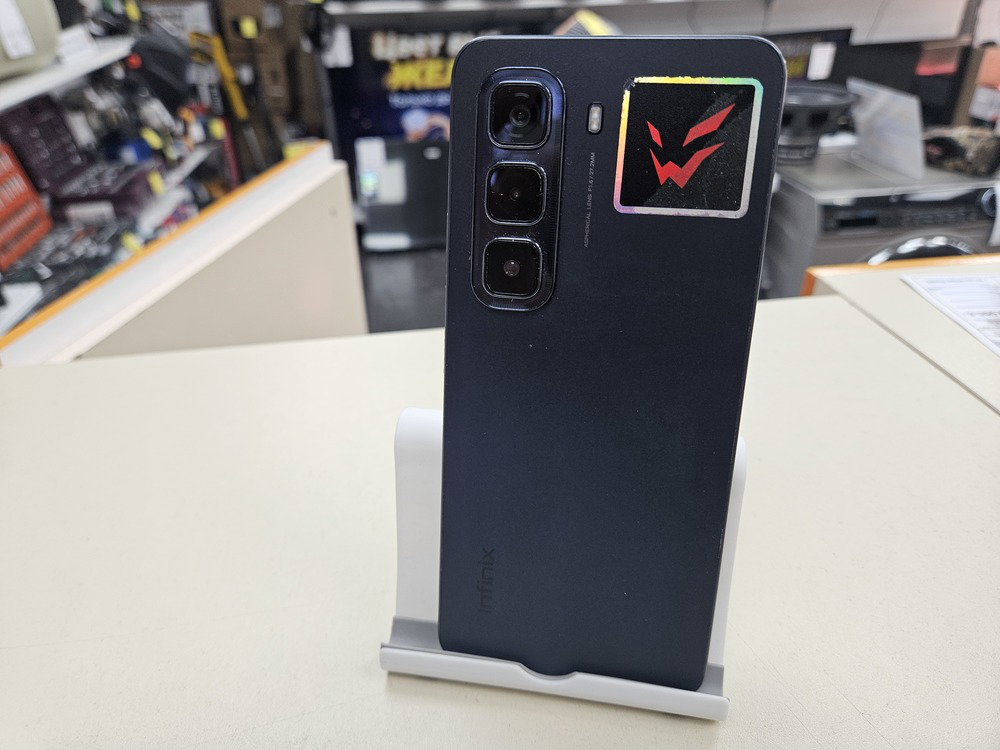 Смартфон INFINIX HOT 50, 4G, 6/256 Gb, 2 nano-SIM, Sleek Black / черный, Б/У, уценка