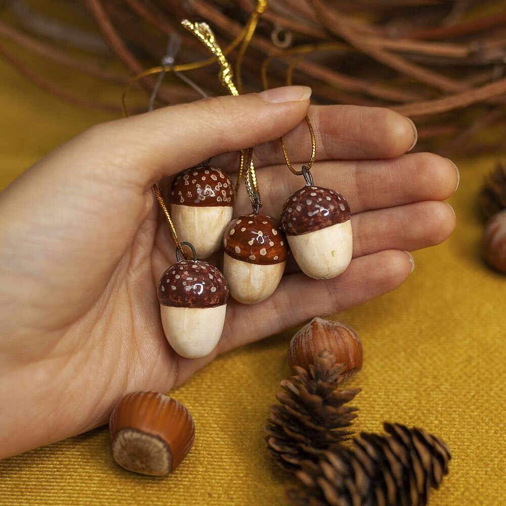 Елочная игрушка Желудь (мини)