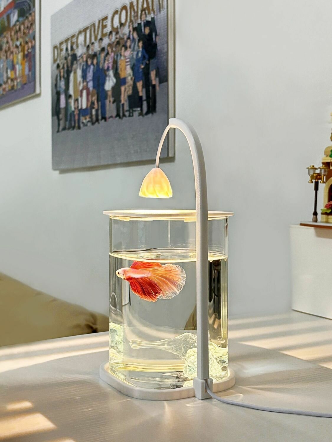 Мини-аквариум с рыбками, аквариумный садок