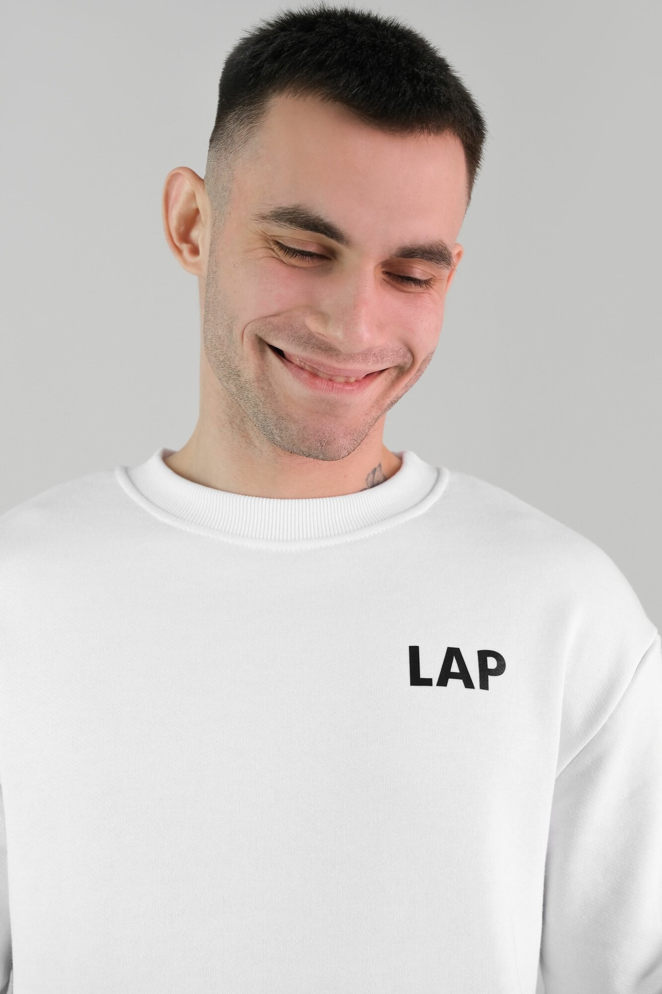 Свитшот спортивный