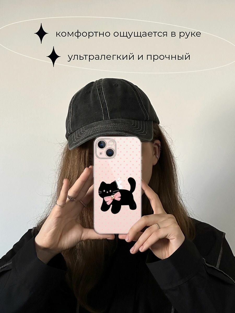 Чехол на Apple iPhone 13 / Айфон 13 с принтом Черный котик с бантом, прозрачный — фото 1
