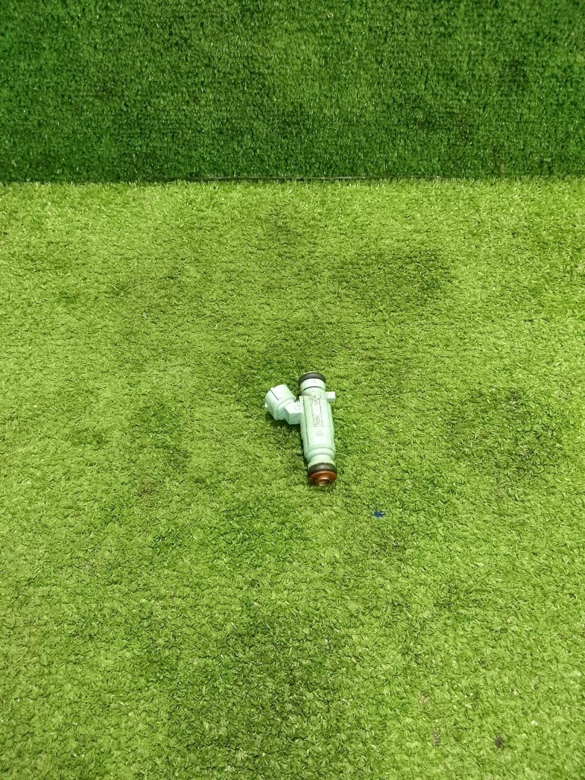 Форсунка топливная Hyundai Solaris Б/У с пробегом