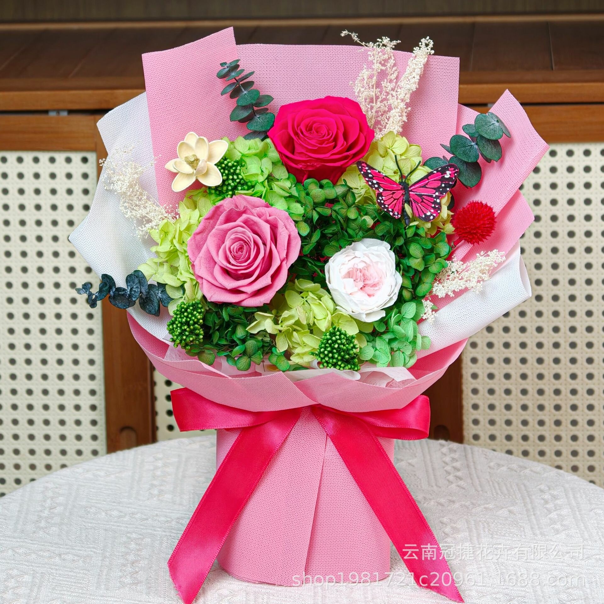 Засушенные розы, подарок на День матери, небольшой букет на День святого Валентина, букет из засушенных цветов, готовая подарочная коробка