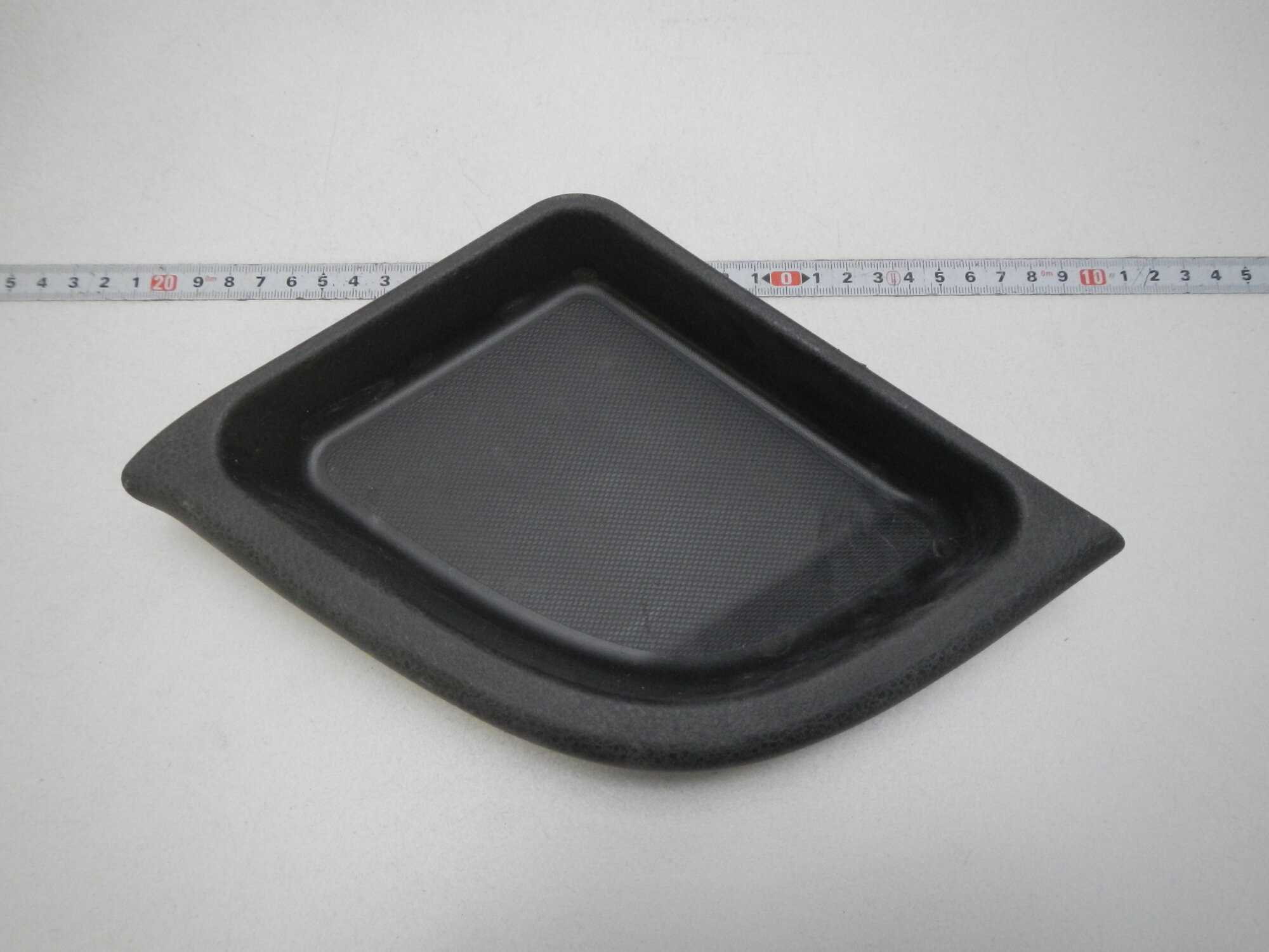 Б/У Накладка (кузов внутри), ВАЗ (VAZ)-LADA VESTA (веста) LADA VESTA (Веста) верхней ниши обивки арки и боковины Потертос...