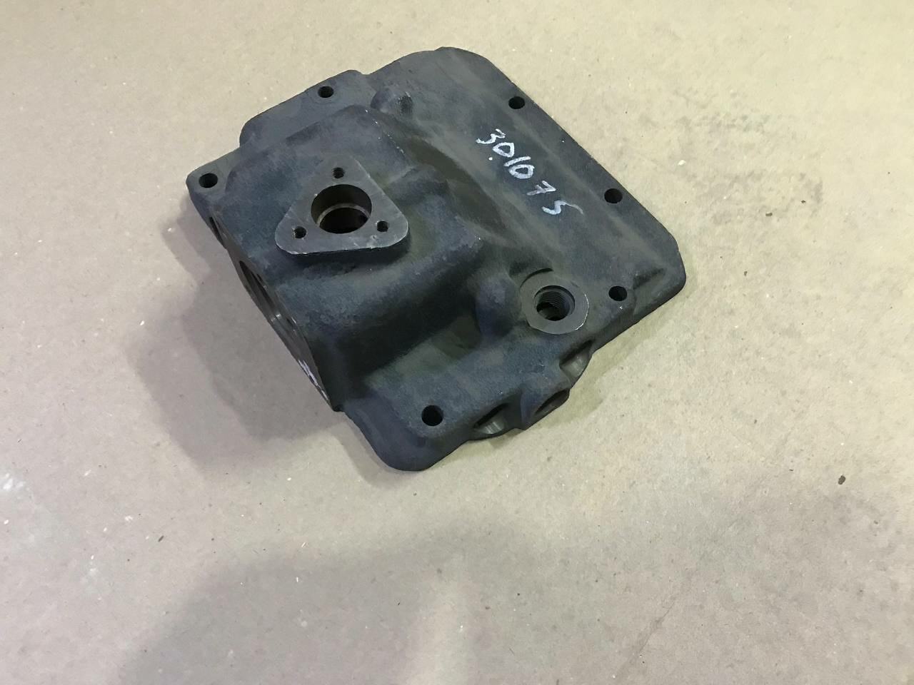 Крышка механизма КПП УАЗ 469 Хантер, UAZ Hunter 3151 - 3153, 3159