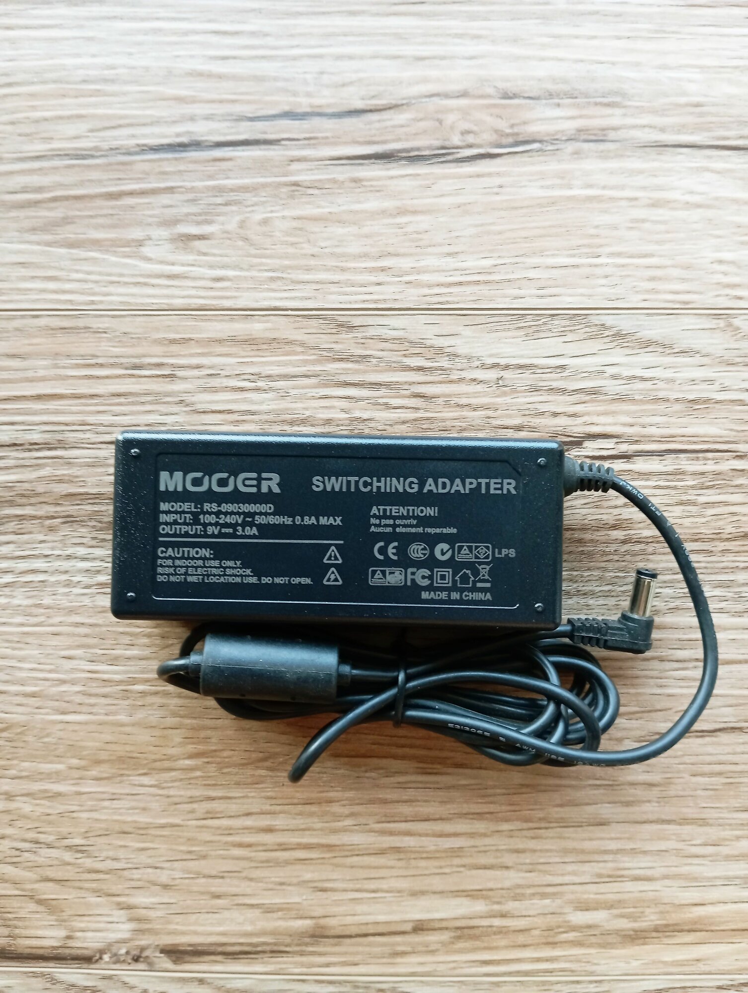 Блок питания MOOER GE300 для гитарного процессора