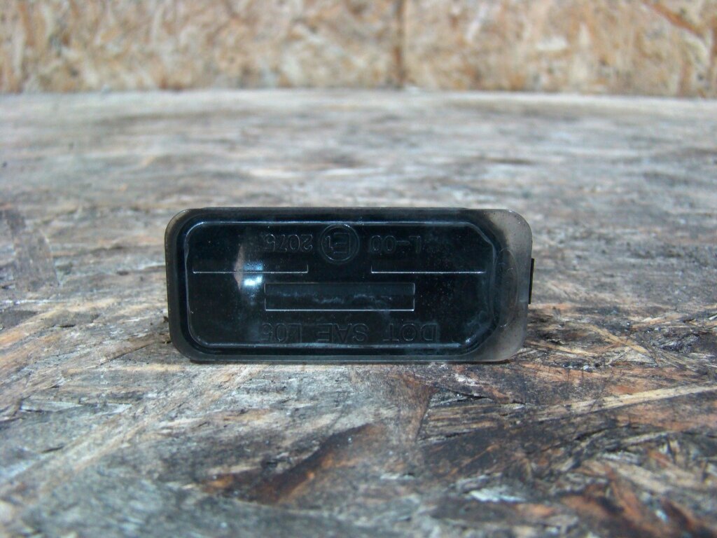 Ford Kuga 1 Фонарь подсветки номера 5105886