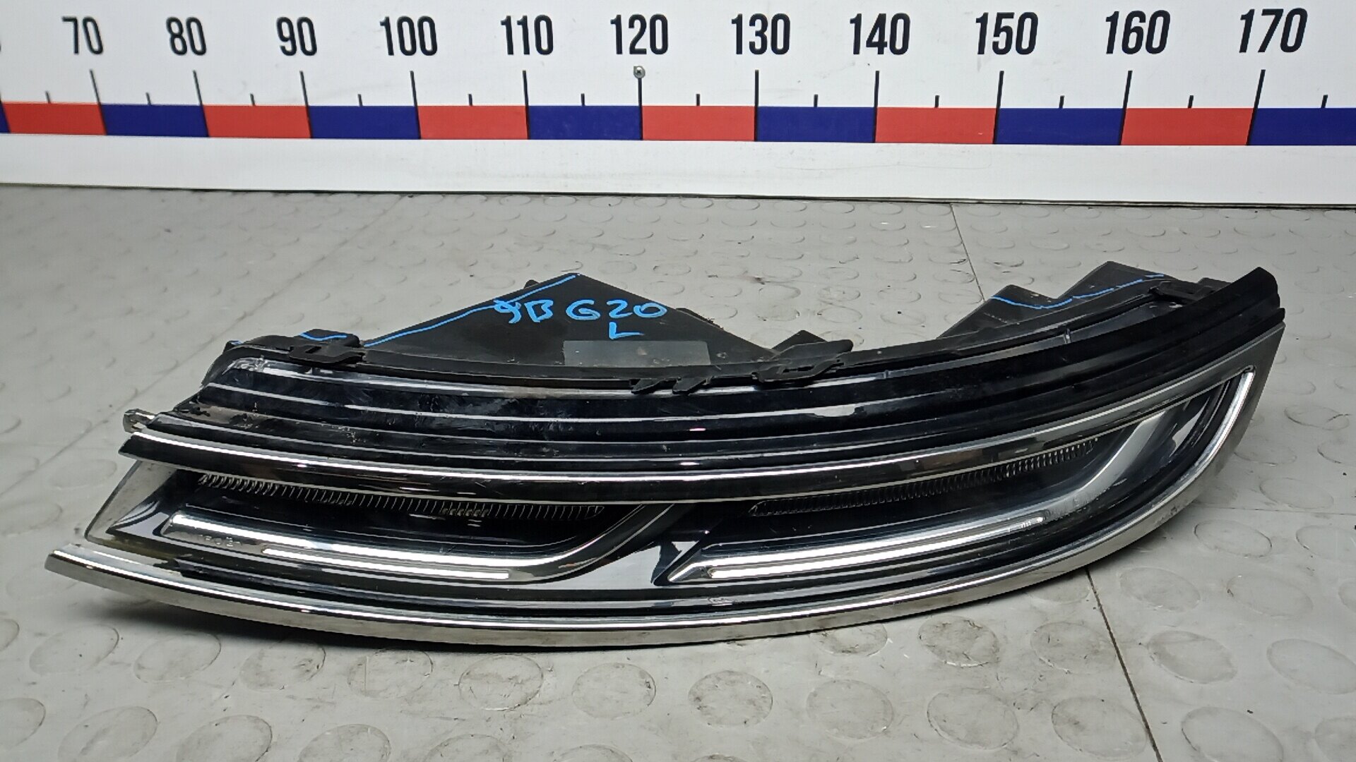 Фара галогенная левая передняя CITROEN C4 CACTUS