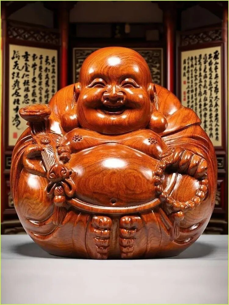 Статуэтка "Хотэй и золотая рыбка Тай" из дерева, высота 5 см, длина 5 см, ширина 5 см