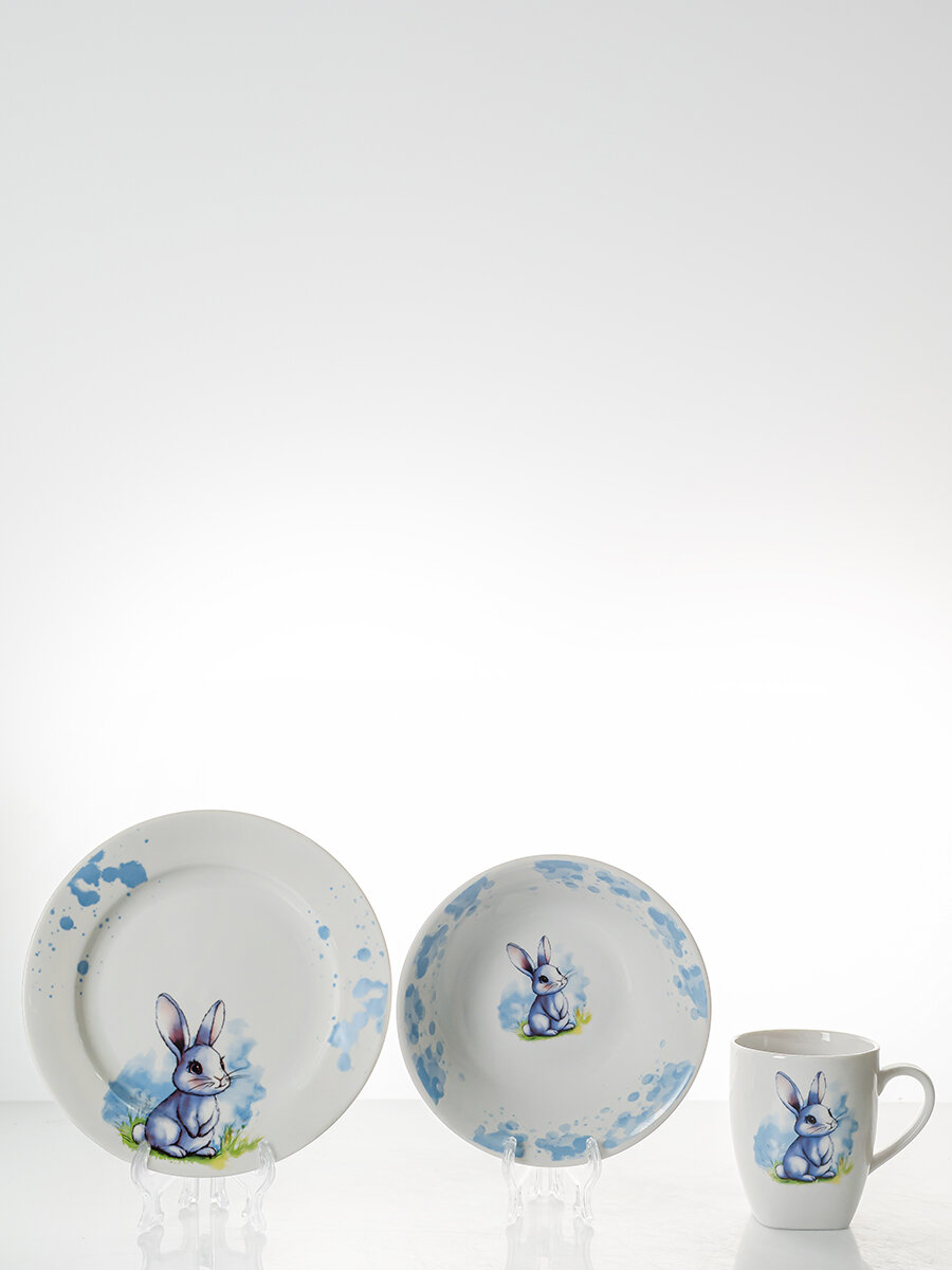 Набор детской фарфоровой посуды из 3-x предметов "Зайка голубой" Дулево (салатник, тарелка, кружка Глория)