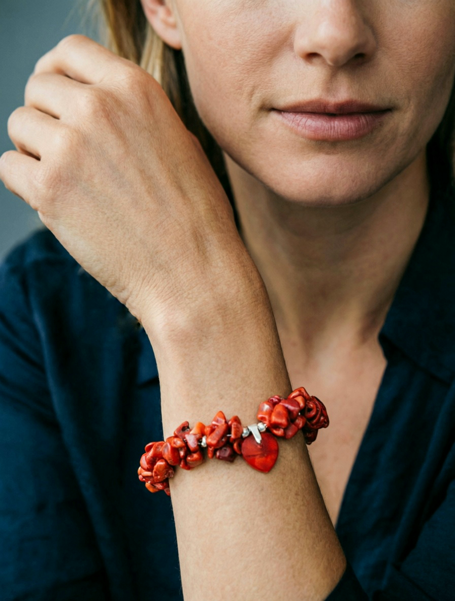 Плетеный браслет, коралл