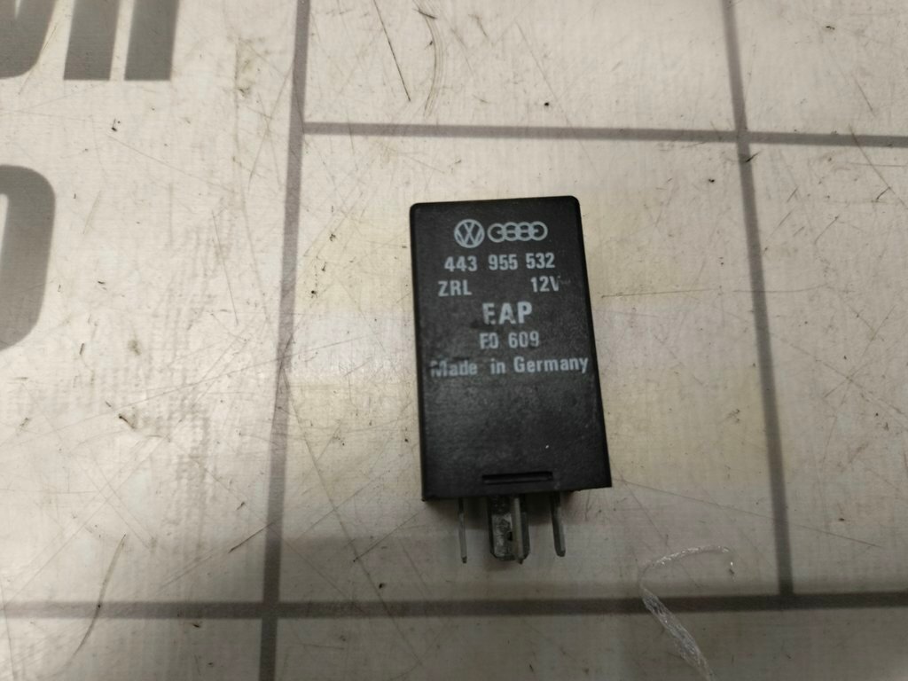 Реле VW Golf 2 Jetta 2 83-92