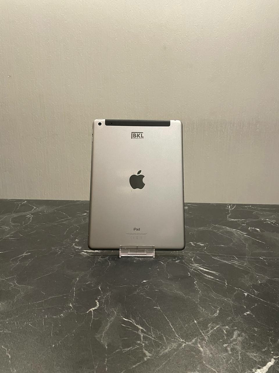 9.7" Планшет Apple iPad 6 2018, Wi-Fi + Cellular, 2 гб/128 гб, Серебристый