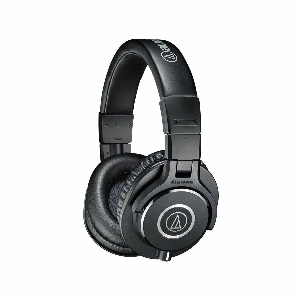 Наушники мониторный Audio-technica ATH-M40X 3м черный проводные оголовье