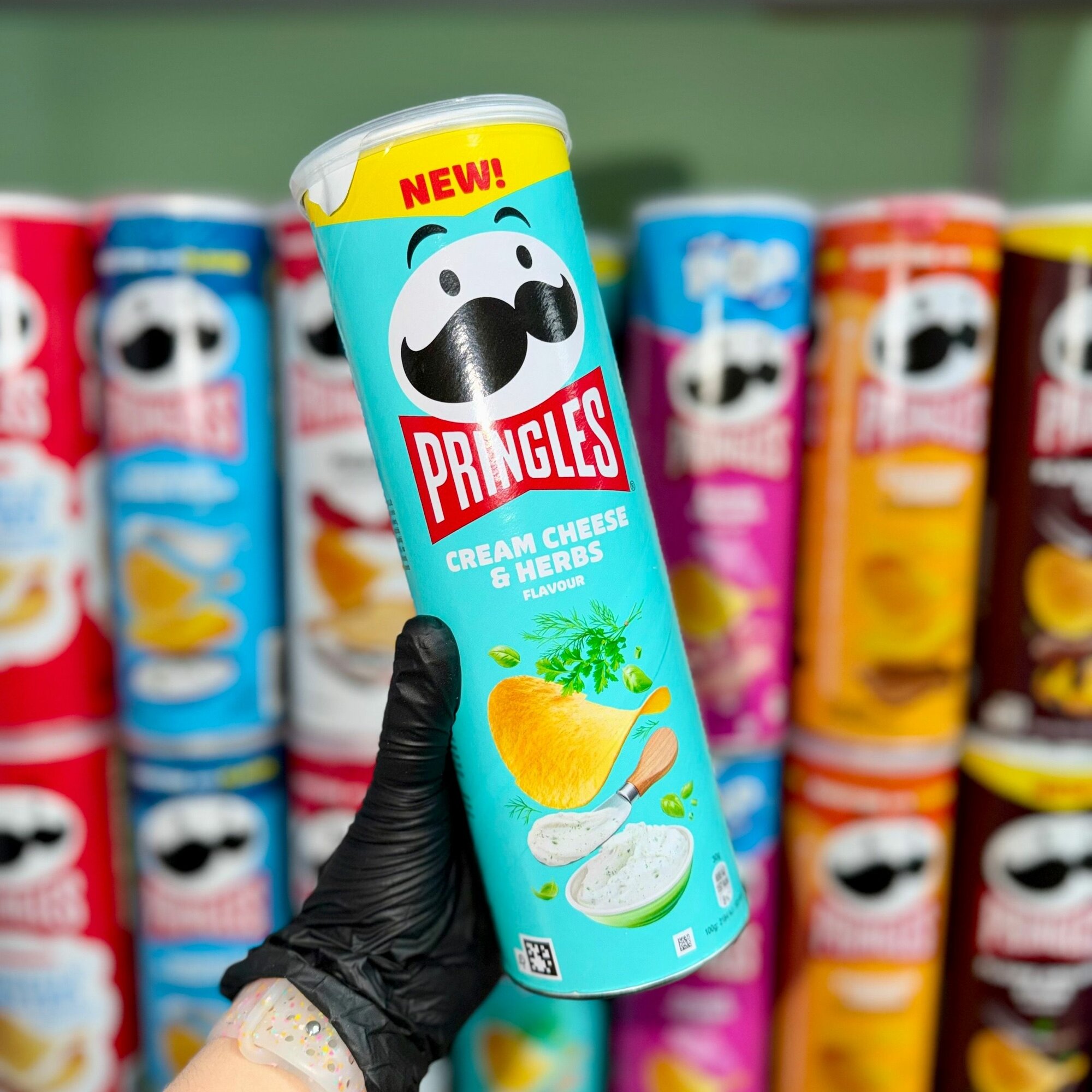 Чипсы Pringles Cream Cheese&Herbs/Принглс со вкусом сливочного сыра и трав 165 гр.