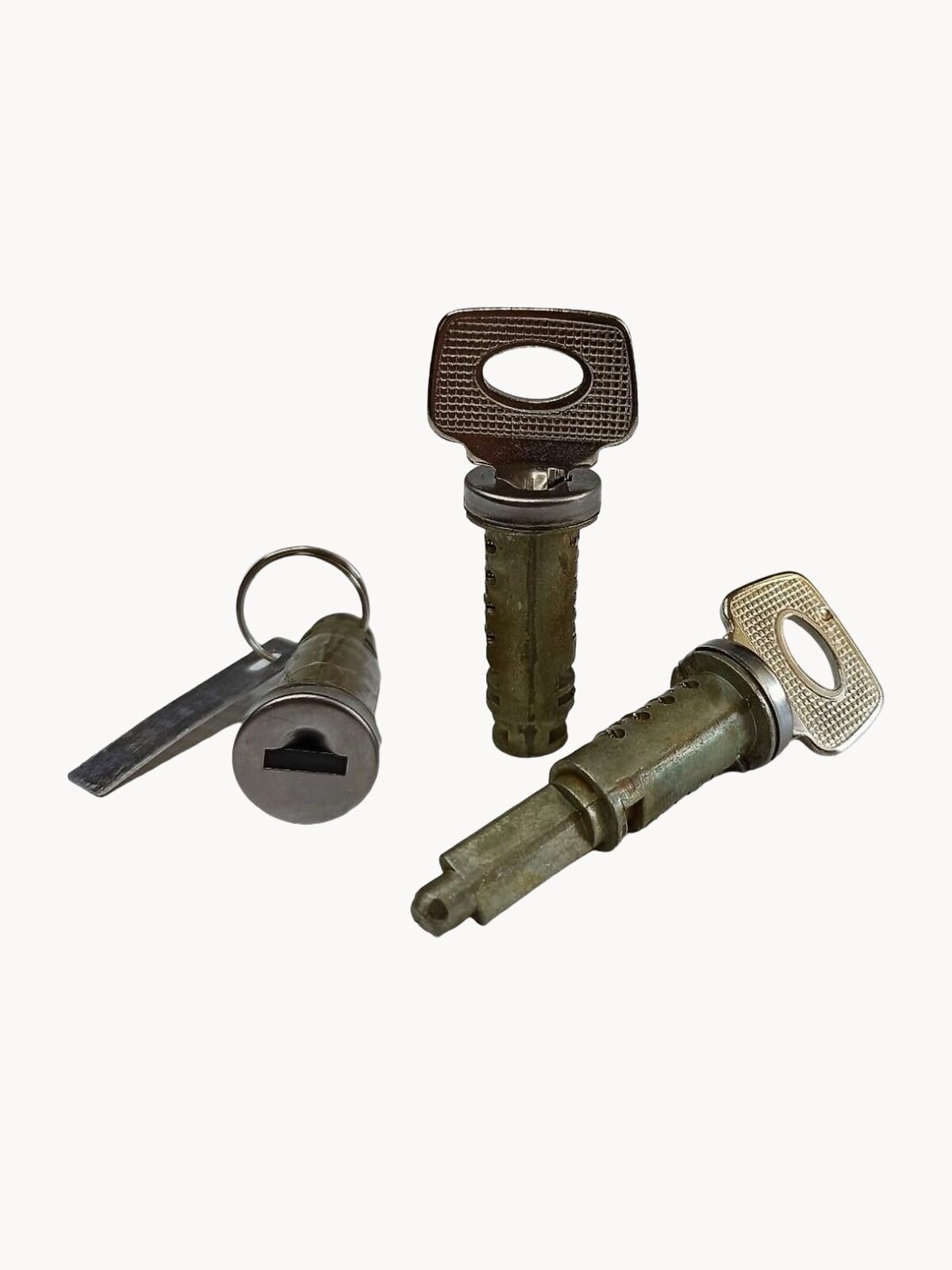 Комплект цилиндров (личинок) замков дверей ВАЗ Lada Samara 2108,2109,21099,2113,2114,2115.